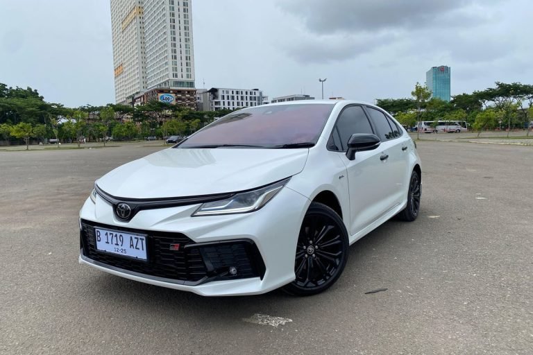 Biaya Kepemilikan Toyota Corolla Altis GR HEV Selama 5 Tahun Tembus ...